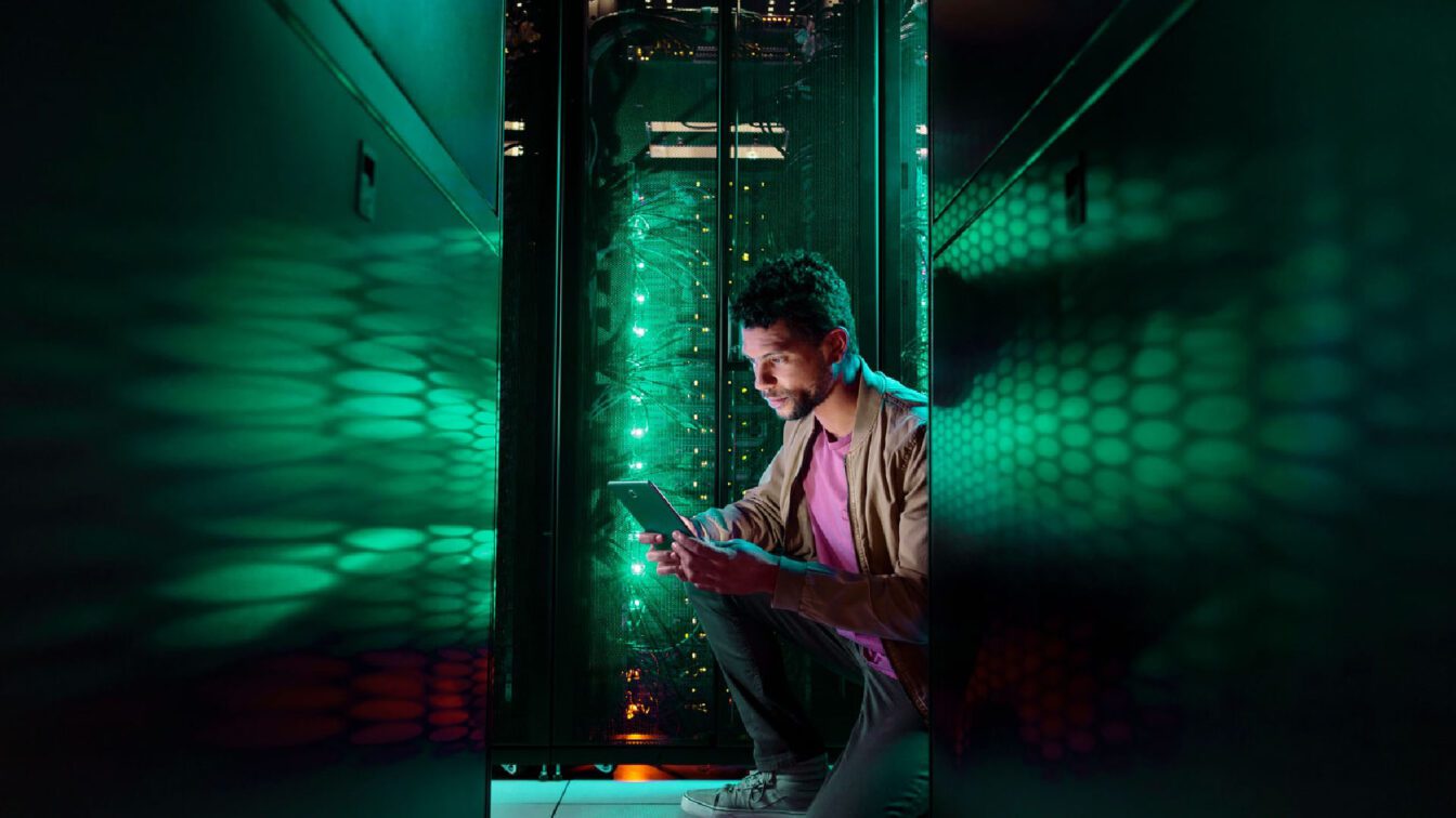 Modern Data Centre | Data#3